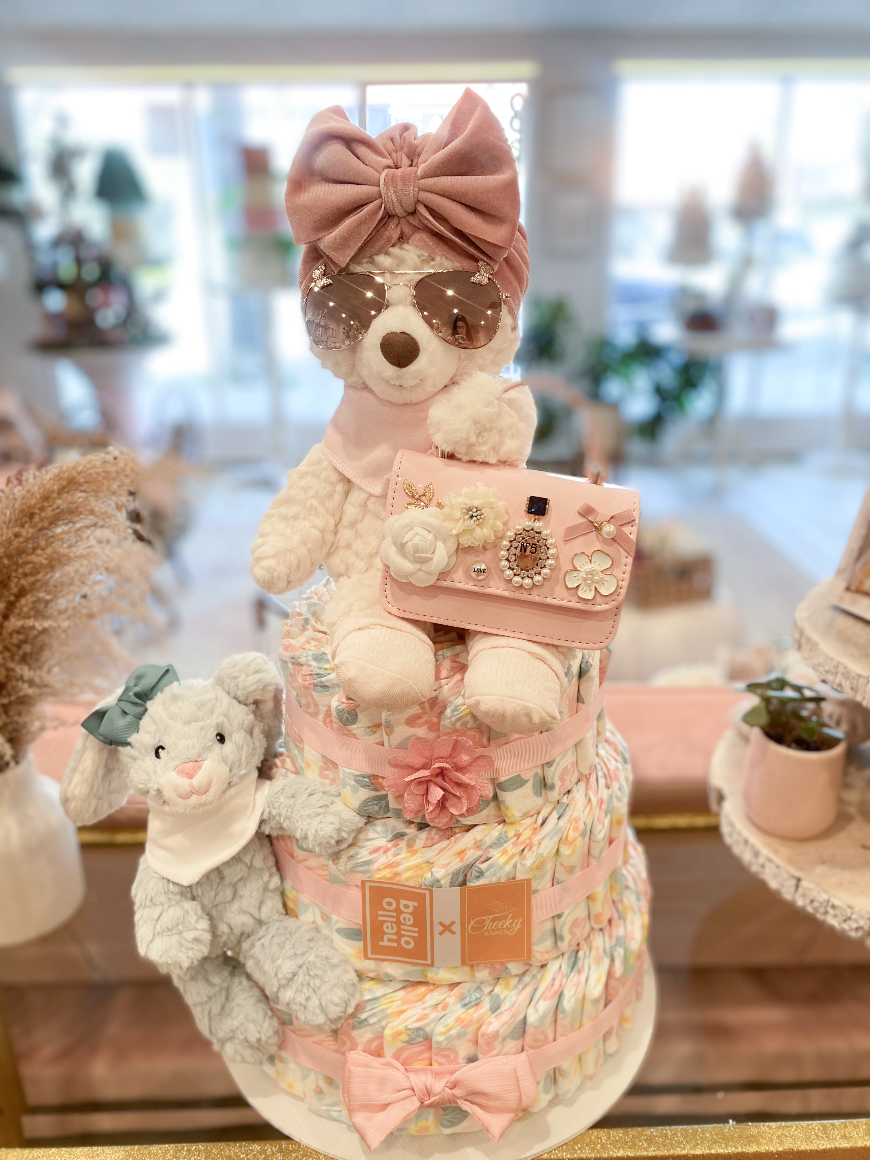 Boujee Bear – CheekyKakes